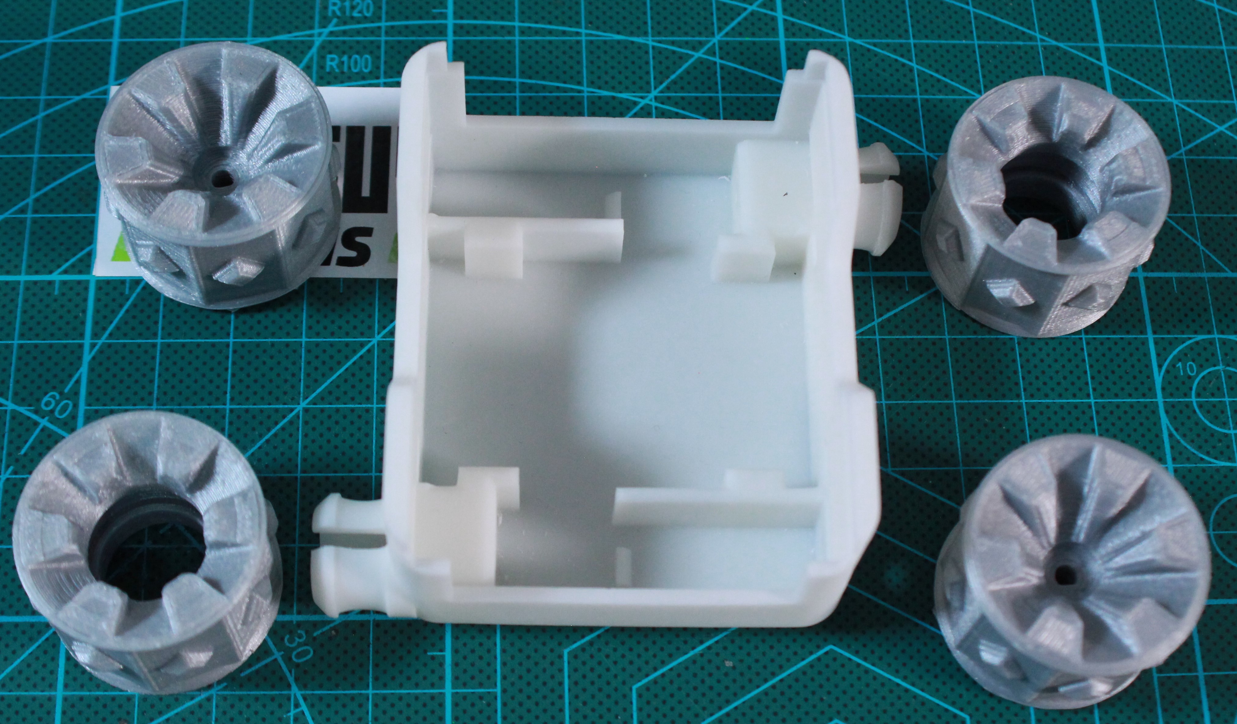 DIY SMARS Robot Version 2.0: Enhanced with new features | Elektor Magazine